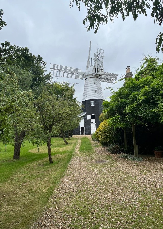 The Windmill Gardens in Impington | Fowlmere & Thriplow Gardening Club